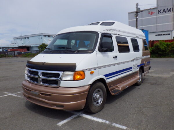 Camper vans in all shapes and sizes – Bulldog Auto Japan