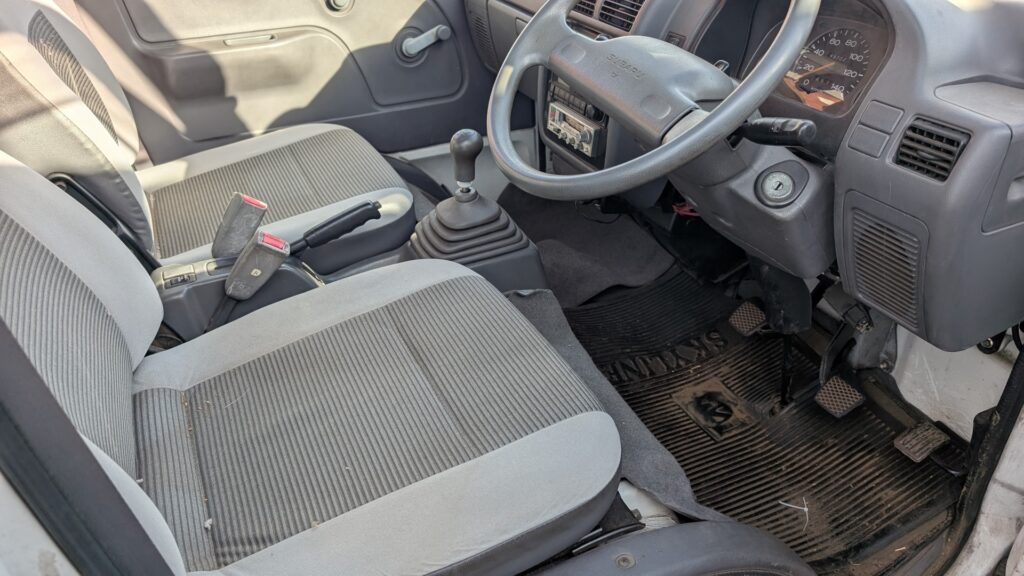 1992 Subaru Sambar Dias van – Bulldog Auto Japan